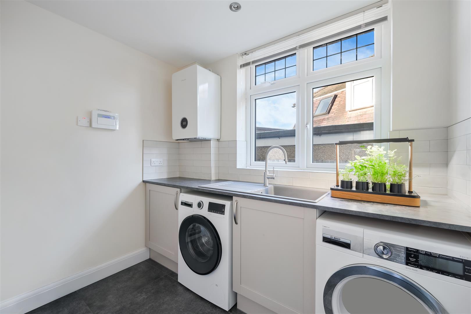 Downs Road, Epsom | The Personal Agent